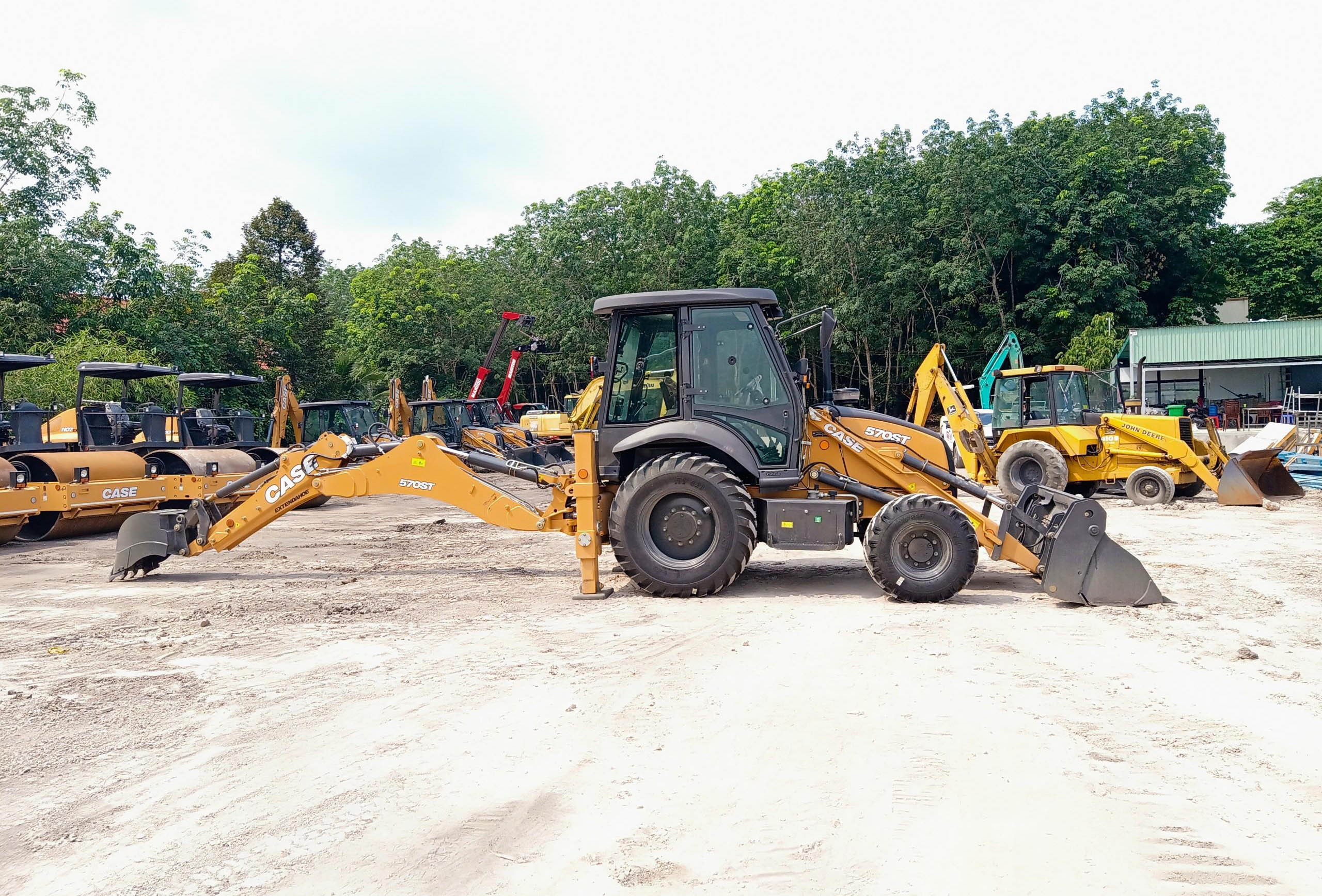 #BACKHOE LOADER #CASE